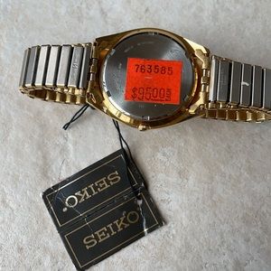 Seiko | Accessories | Seiko Men Quart Wr Daydate Strength Band | Poshmark
